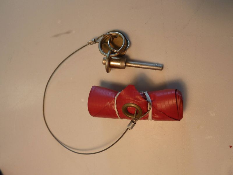 Towing Safety Pin QTY 4 - 98D5210350000 | Aircraft Tool Hire Ltd